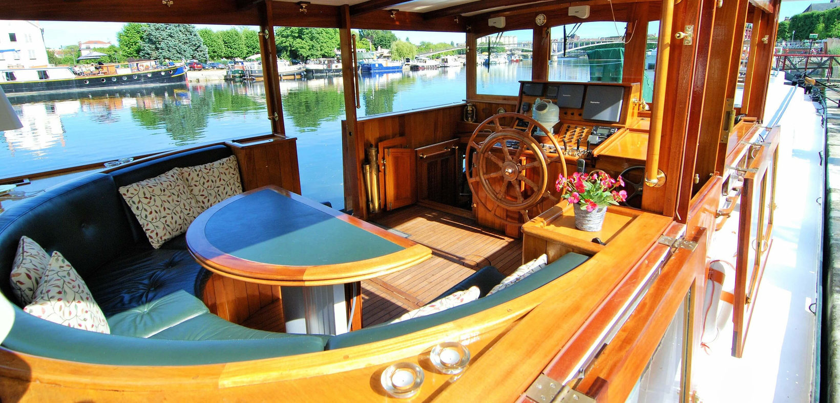Welcome aboard the Randle, enjoy a private Barge Cruise | Private ...